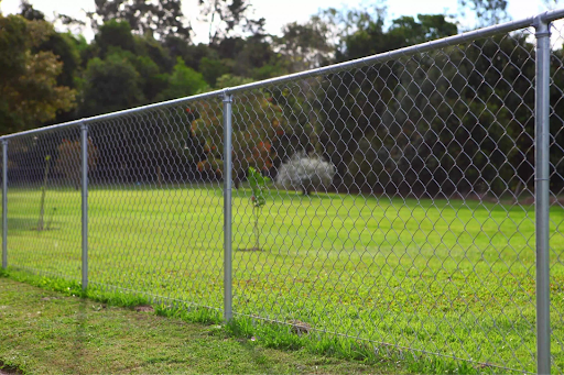 How Deep Should Fence Posts Be Dug Across Australia?